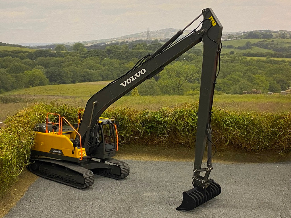 New Buckets for the AT Collections Volvo Long Reach Excavator – CiModels