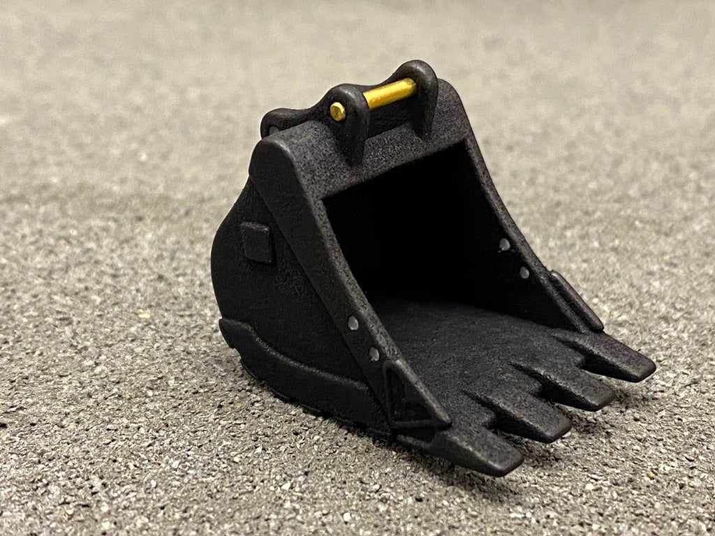 1:50 Scale 30+ Ton 4 tooth digging bucket for Cat model excavators ...